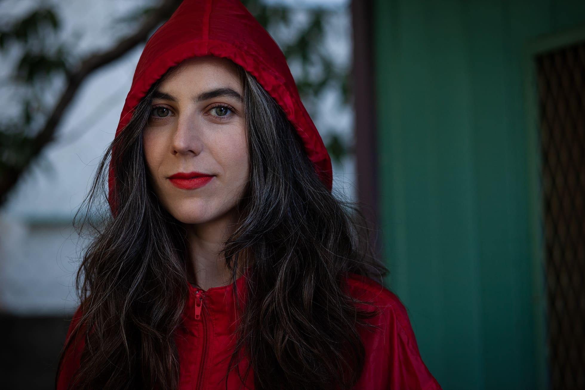 Julia Holter regresa con "Sun Girl", su primer sencillo en cinco años - WARP.la