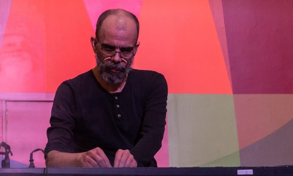 Fallece Álvaro Ruiz, leyenda de la música electrónica mexicana - WARP.la