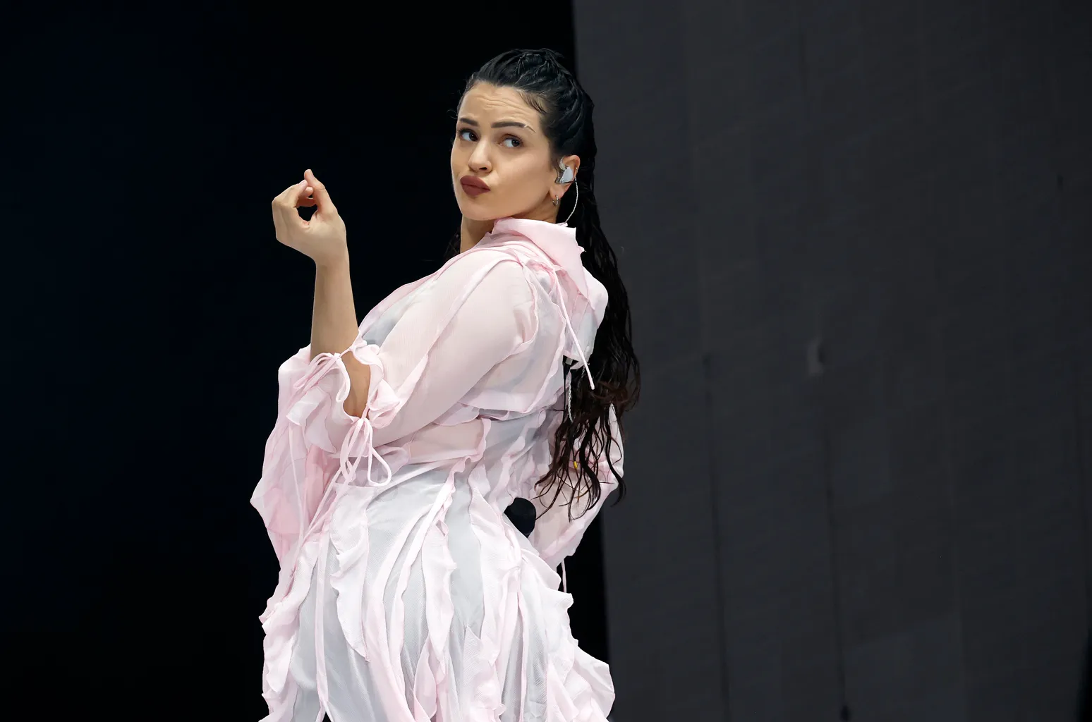 Universal retirará su música de Tik Tok por desacuerdos contractuales ...