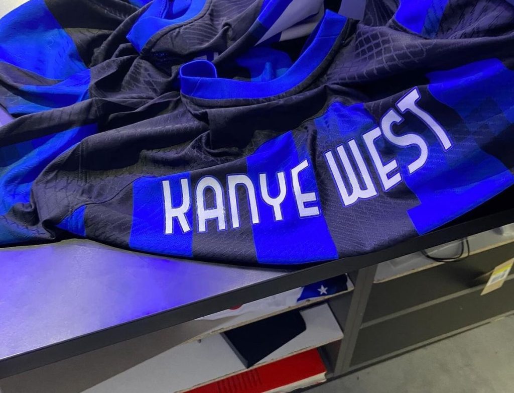 Kanye West presente en el partido del Inter de Milán de la Champions ...