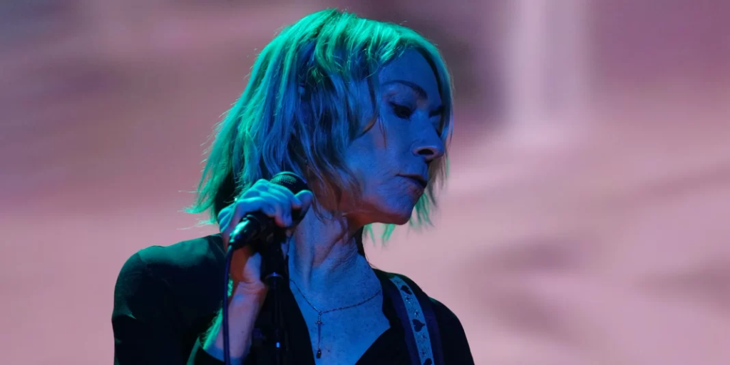 Kim Gordon estrena “ECRP”, un nuevo sencillo para celebrar el inicio de ...