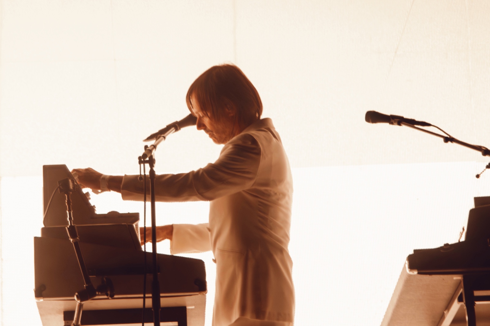 Arca comparte foto con Aphex Twin y la internet especula - WARP.la